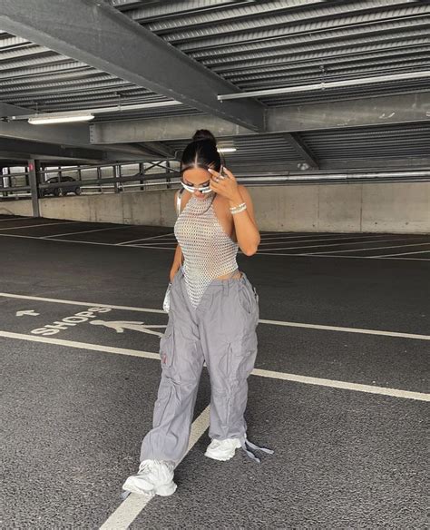 Pin By Niyeathescientist On Outfits Parachute Pants Outfit Dressy