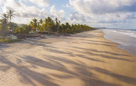 O que fazer em Ilhéus praias cachoeiras e banho de rio na terra de
