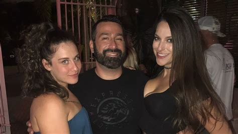 Dad Only Dates Bisexuals So They Can Have Threesomes With Him And His Girlfriend Mirror Online