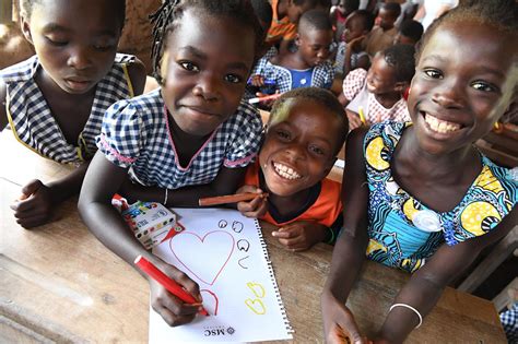 UNICEF Côte d Ivoire on Twitter Cest lundi Levez vous et attaquez