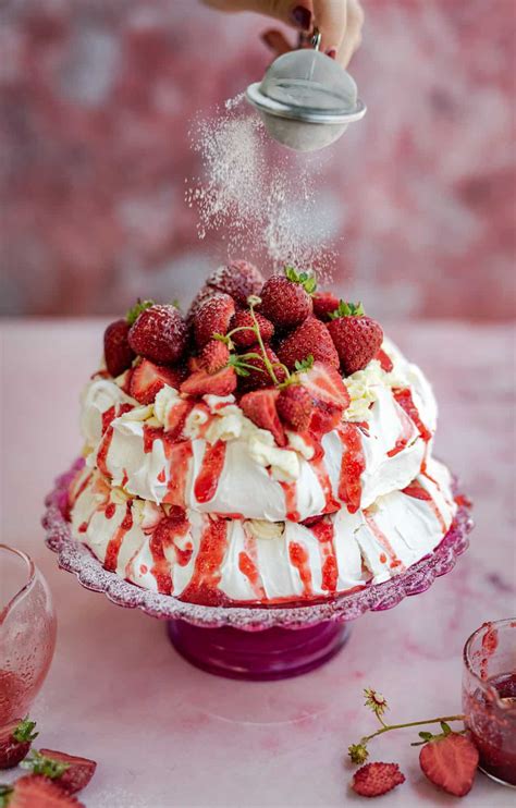 Meringue Cake Supergolden Bakes In2 Wales