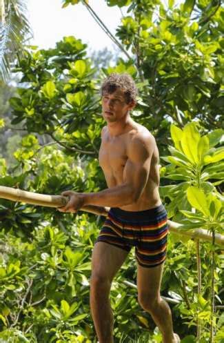 Cole Medders Underwear Survivor Healer Gay Or Girlfriend Famewatcher
