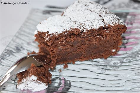 Gâteau au chocolat sans oeuf Maman ça déborde