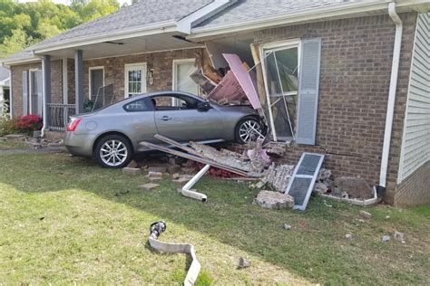 Car Crashes Into House On Clearwater Drive On Monday ClarksvilleNow