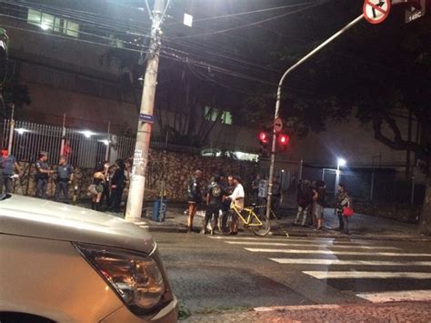 G Jovem Morre Ap S Ser Esfaqueado Em Briga No Centro De Campinas Sp