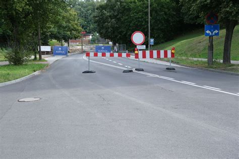 Budowa ronda na skrzyżowaniu ul Słowiańskiej i Fredry
