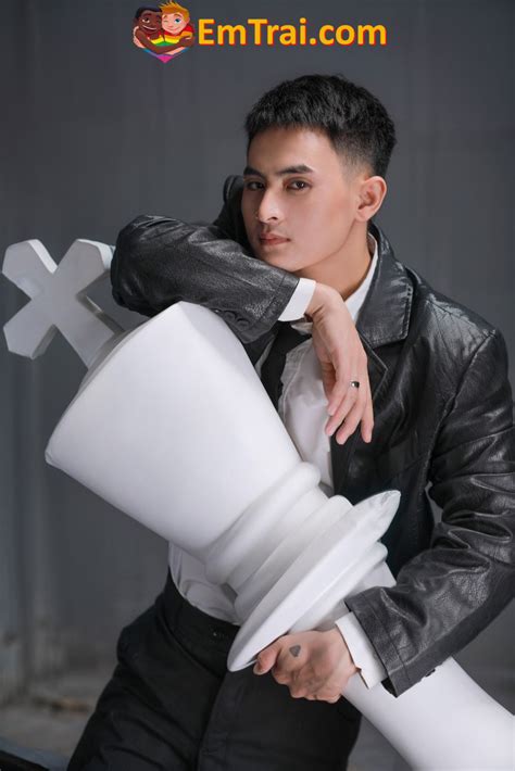 Boy teen 2k3 body mình dây cu đẹp gương mặt dễ gần đáng yêu emtrai
