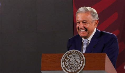 AMLO Se Burla Del Frente Amplio Estoy Esperando Que Nombren A Chumel