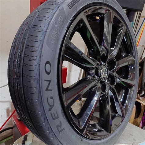 BRIDGESTONE REGNO GR XⅢ 215 45 R18 のパーツレビュー MAZDA3 ファストバック ダイナミックデミオ