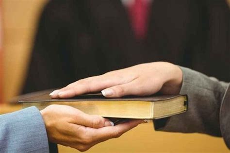Claves para entender qué es el falso testimonio y cómo se castiga