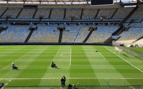 Maracan Realizar Tratamento No Gramado E Define Data De