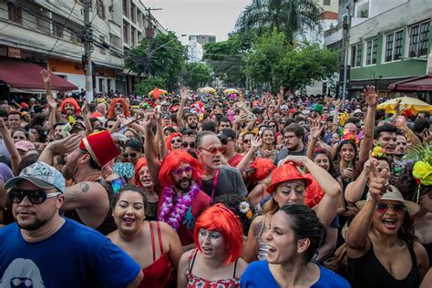 recorde de blocos carnaval de rua de SP deve atrair 15 milhões de