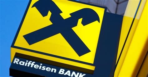 ECB tlačí na Raiffeisen Bank aby opustila ruský trh TREND