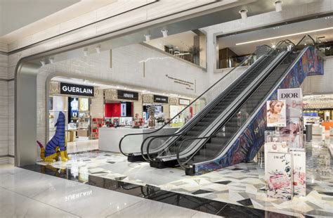 Frameweb El Palacio de Hierro Coyoacán