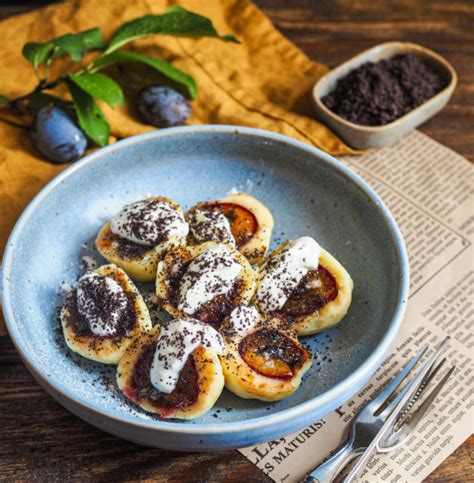 RECEPT ŠVESTKOVÉ KNEDLÍKY S MÁKEM Na skok v kuchyni