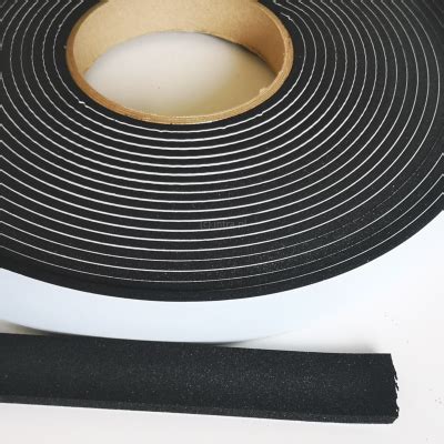 E3135 mikroguma pianka EPDM samoprzylepna w taśmie 4mm 20mm 10m