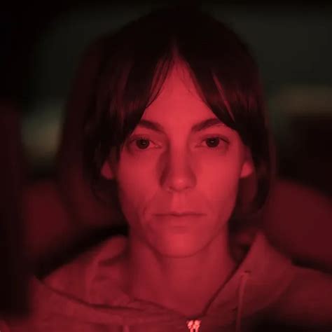 Presentan el trailer de la serie Reina roja cuándo se estrena