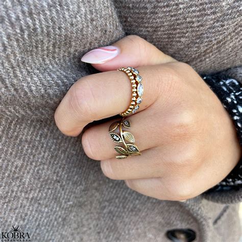 Firenze Karat Forgyldt Ring Med Hvide Sten Forgyldte Ringe