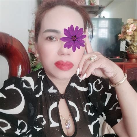 H ng Nhung Máy bay bà già tìm trai tr ph c v sinh lý Máy Bay Bà