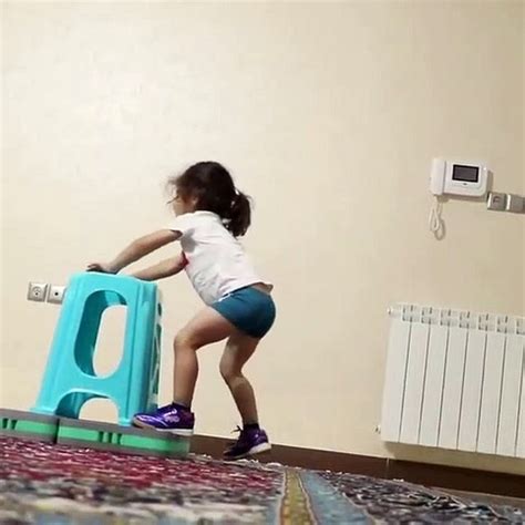 Cet enfant nous donne une vraie leçon de vie ne jamais abandonner et