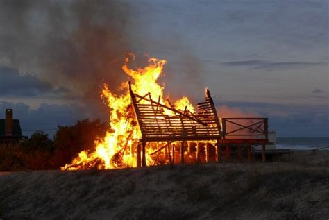 LA PEDRERA MISTERIOSO INCENDIO DE UNA CABAÑA