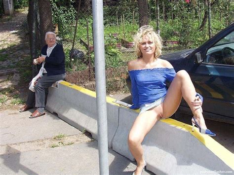 Postyourflasher Nude In Public Albums Userpics Naked