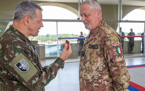 Chefe Do Estado Maior Do Ex Rcito Italiano Vem Ao Brasil E Recebido
