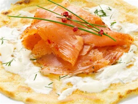Crêpes au saumon fumé simples Recette de Crêpes au saumon fumé simples