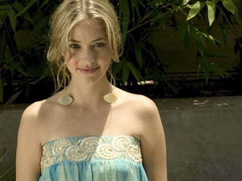 Julie Gonzalo Naked Telegraph
