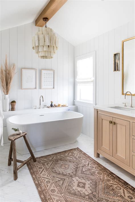 6 Stunning Farmhouse Bathrooms You Will Love This Season Daily Dream