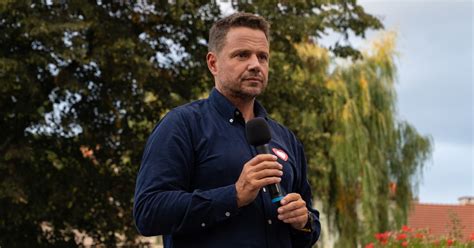 Wybory prezydenckie Rafał Trzaskowski czy Karol Nawrocki SONDAŻ DGP