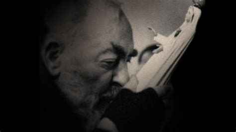 Os estigmas do Padre Pio à luz da história da Igreja