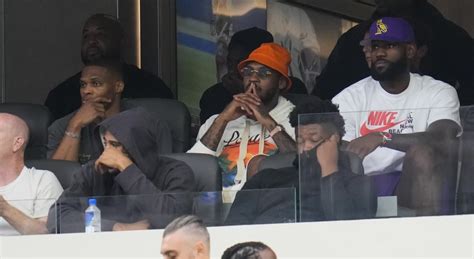 Hall Of Fame Ex Laker Speaks On Difference Between LeBron James And