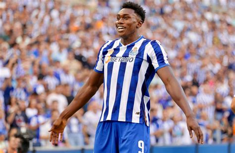 Samu Omorodion Del Oporto Un Pasado Y Un Futuro En Sevilla
