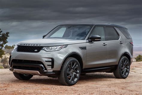2017 Land Rover Discovery HSE Luxury Four Season Utility