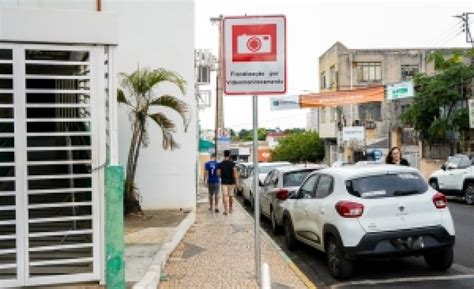 Presidente Chico 2000 Quer Retirada De Placas Instaladas Por Empresa No