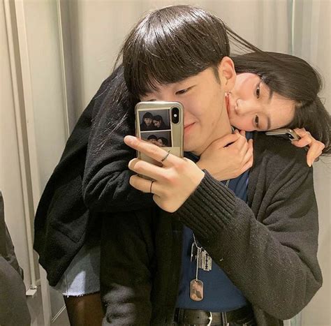 ̗̀•sosovely• ̖́ Pareja Coreana Pareja Ulzzang Parejas Lindas