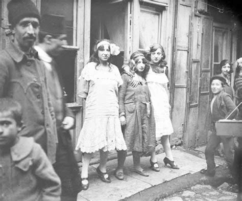 Hasan Mert Kaya on Twitter İstanbul un çocukları Pierre Roger Le