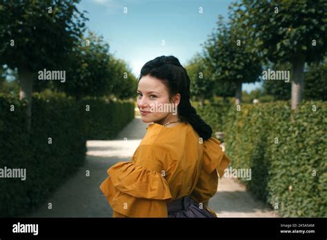 Devrim Lingnau In The Empress 2022 Directed By Florian Cossen And Katrin Gebbe Credit