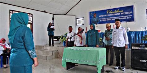 Seska Ervina Budiman Lantik Ketua TP PKK Kecamatan Motongkad Lensa Sulut