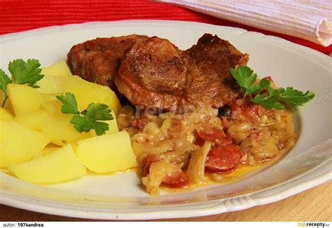 Krkovice pečená na hlávkovém zelí recept TopRecepty cz
