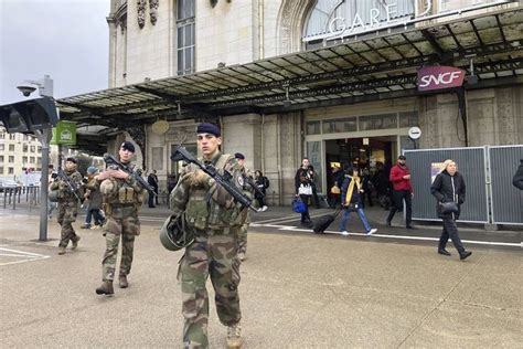 Assaillant motivations blessés Ce que l on sait de l attaque au