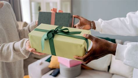 Estos Son Los Regalos Que El Feng Shui Te Sugiere Hacer Para Atraer El