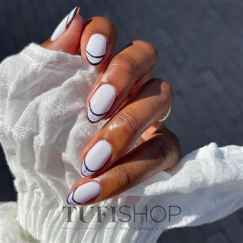 Double French manicure biały Tufishop