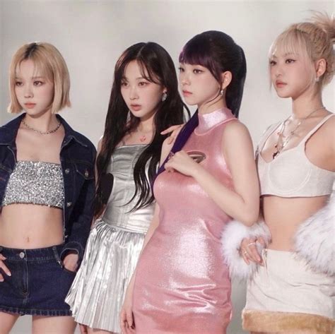 Kpop Girl Groups Korean Girl Groups Kpop Girls Black Mamba Girl