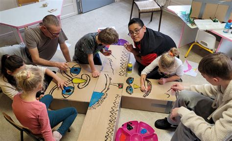 Vincey Centre de loisirs les enfants découvrent les Amérindiens