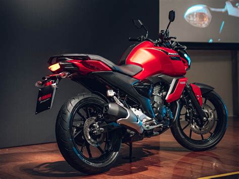Galeria De Fotos Yamaha FZ15 2023 Todos Detalhes E Cores Em 50 Fotos