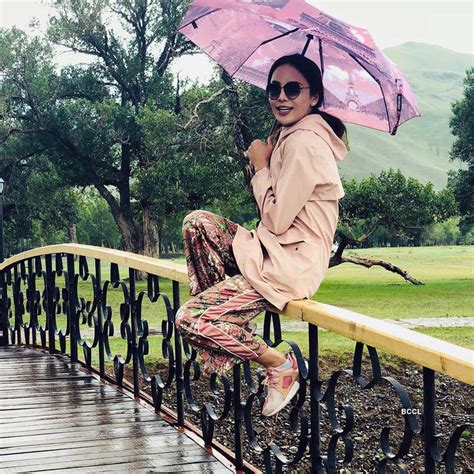 Meet Solongo Batsukh Mongolias Transgender Beauty Queen The Etimes