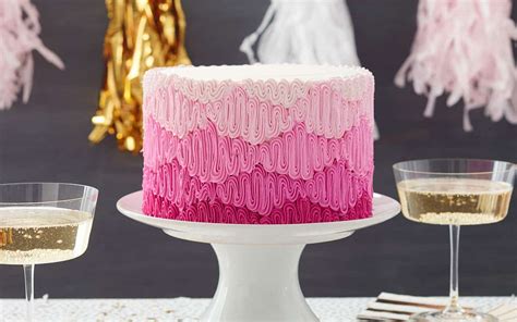 9 Beginner Piping Techniques To Help Make You A Pro Wilton S Baking