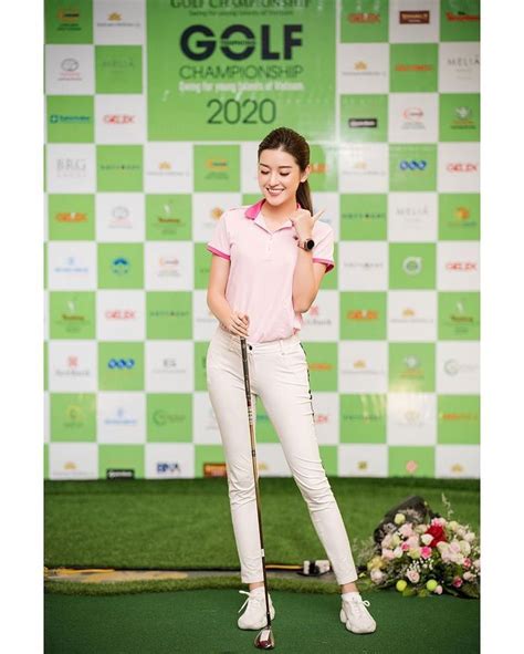 Nguyen Tran Huyen My on Instagram Dù mới tập golf được 4 tháng nhưng